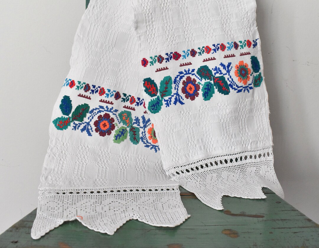 Vintage Ukrainian Embroidered Cloth - Etsy