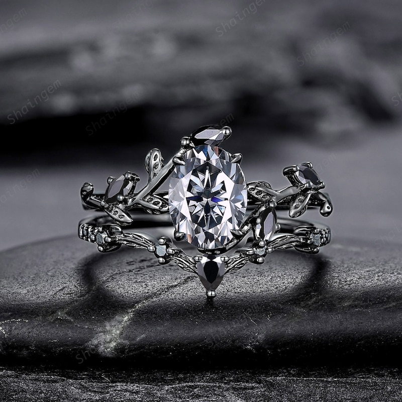 Gothic Wedding Rings - Etsy