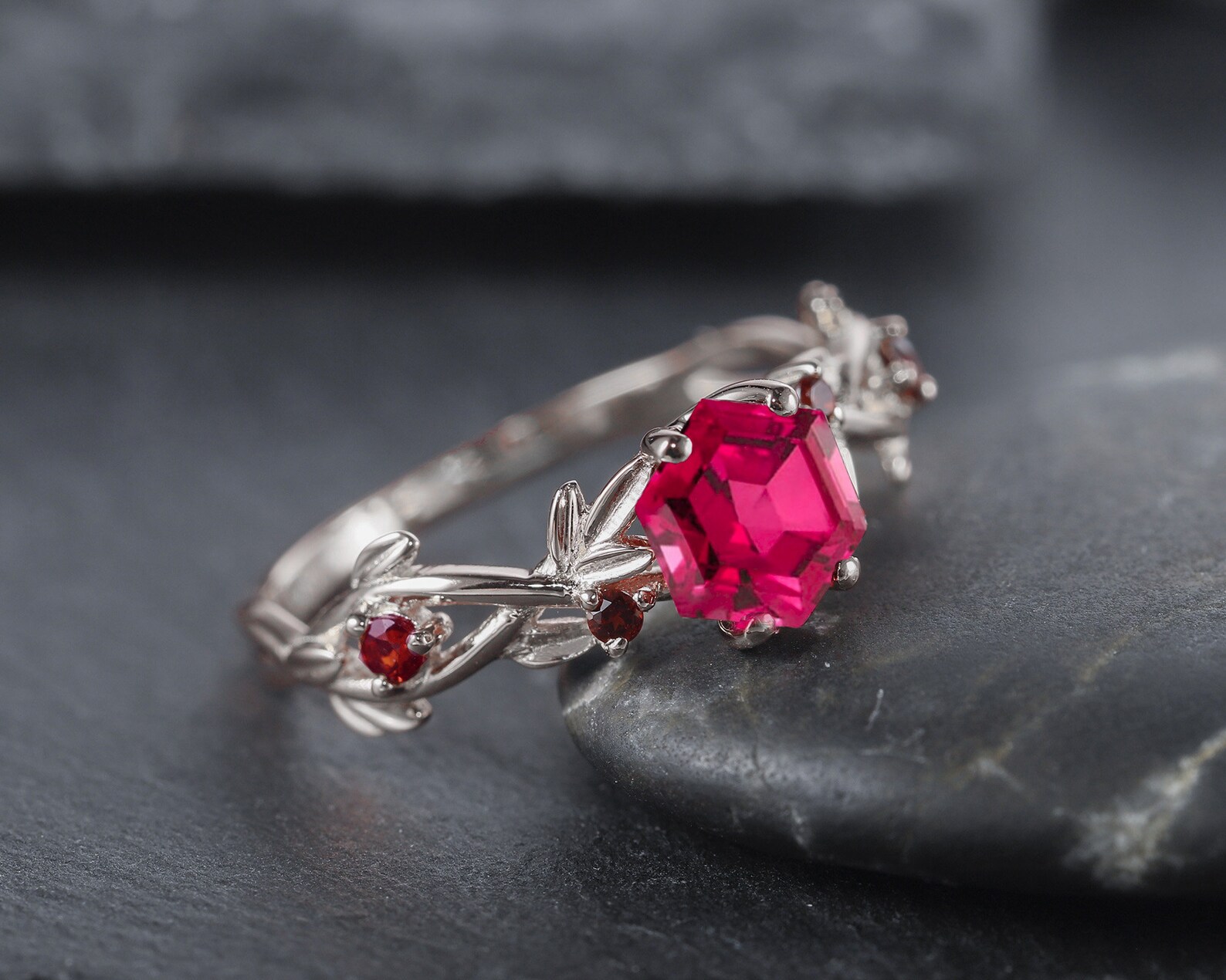 Vintage Hexagon Ruby and Garnet Engagement Ring Unique Nature - Etsy