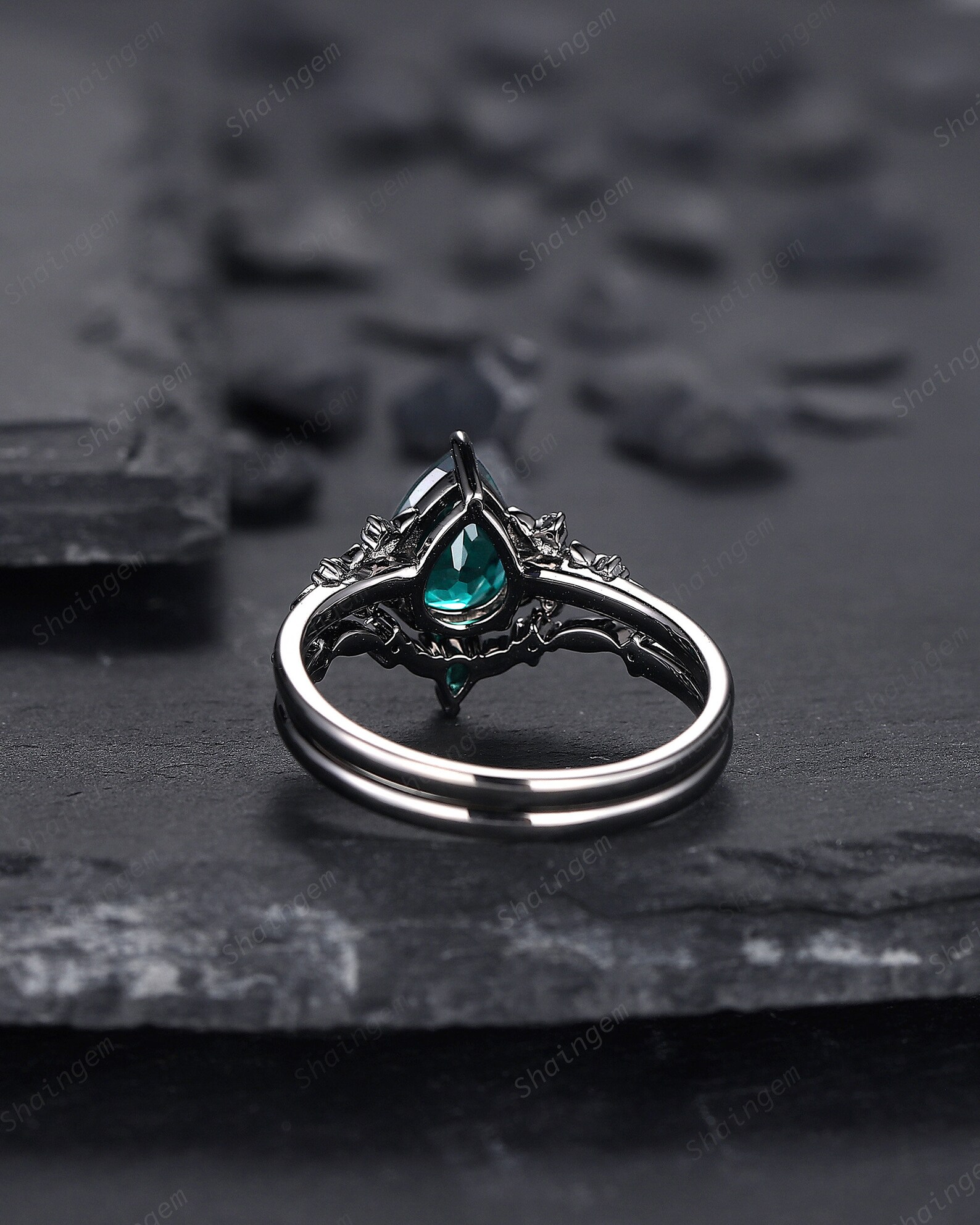 Vintage Black Gold Pear Shape Emerald Engagement Ring, Rhodium Black Emerald Wedding Set, Witchy ...