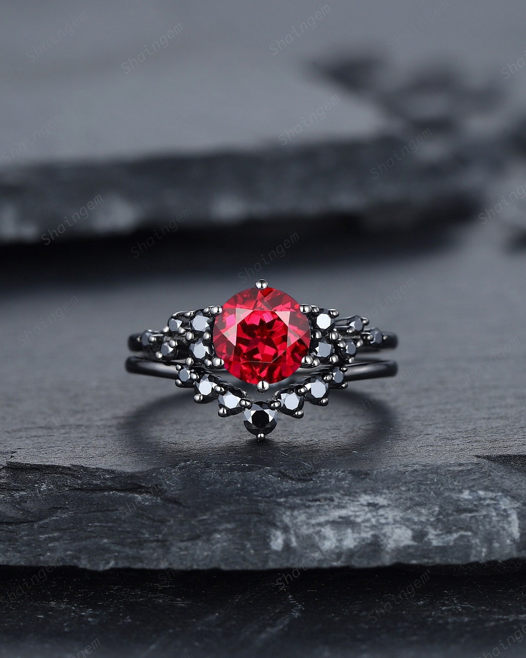 Vintage Black Gold Round Shape Ruby Engagement Ring, Rhodium Black ...