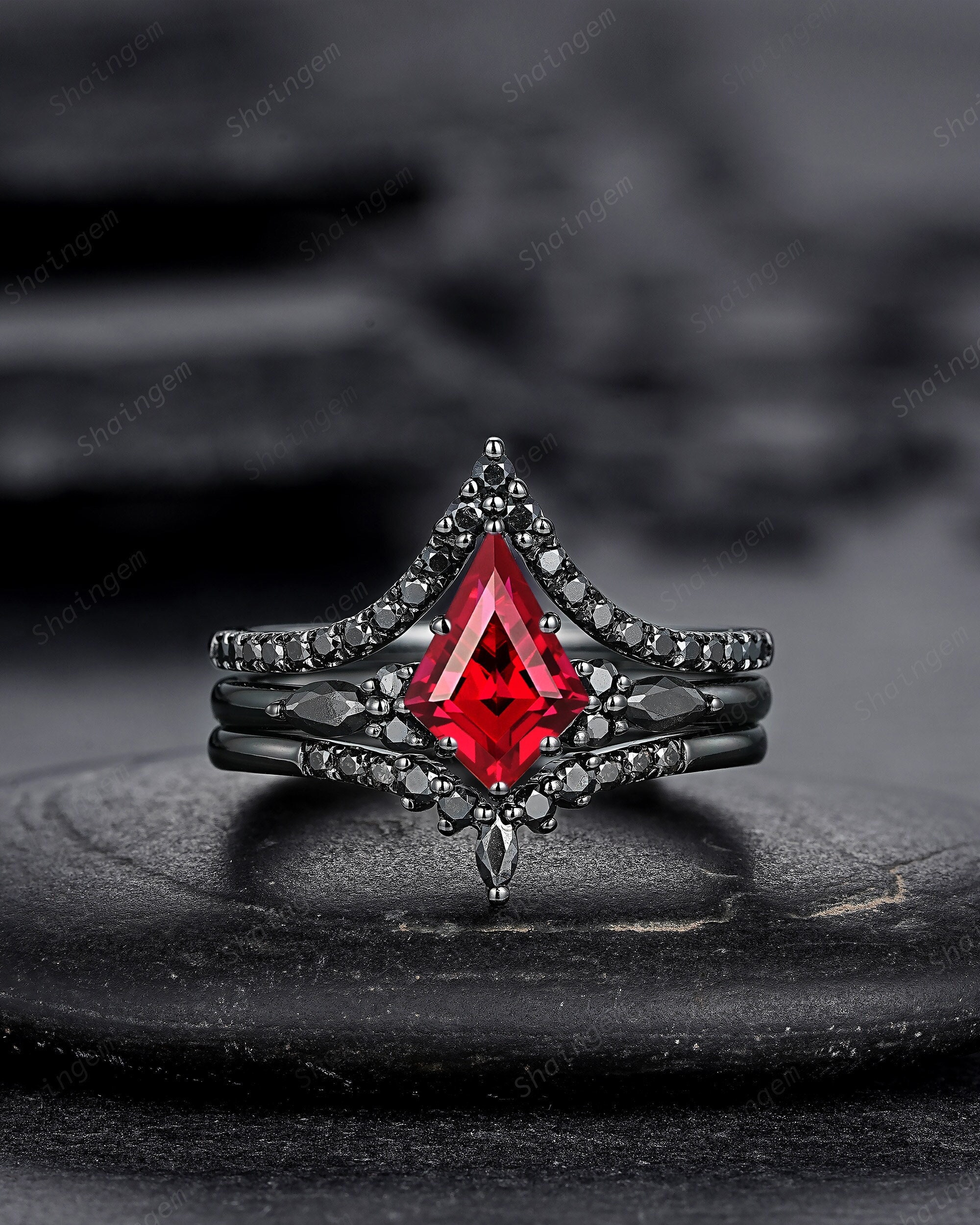 3PCS Gothic Kite Cut Ruby Black Engagement Ring Set, Black Gold Ruby ...