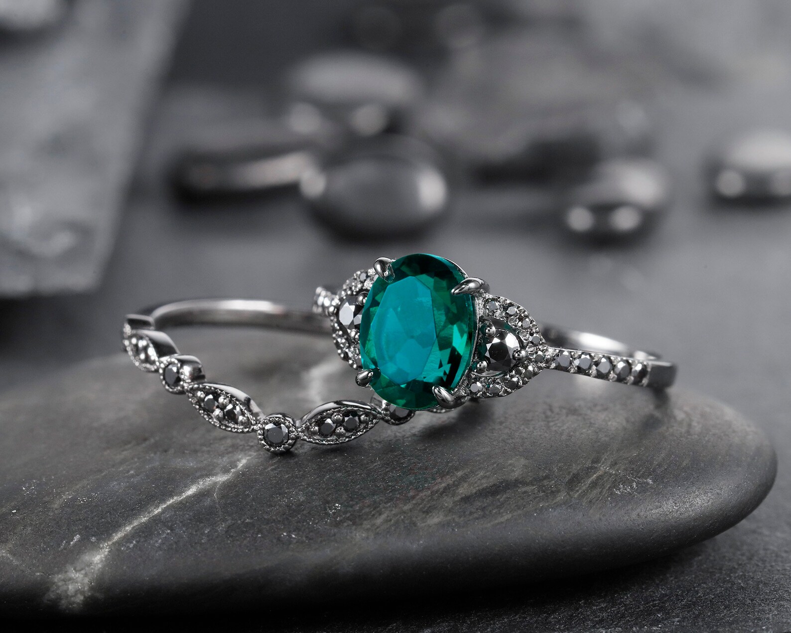 Vintage Oval Emerald Engagement Ring Set 18K Black Gold - Etsy