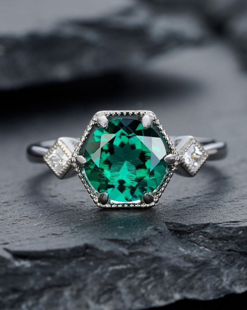 Hexagonal Emerald Engagement Ring Vintage 2 CT Emerald - Etsy