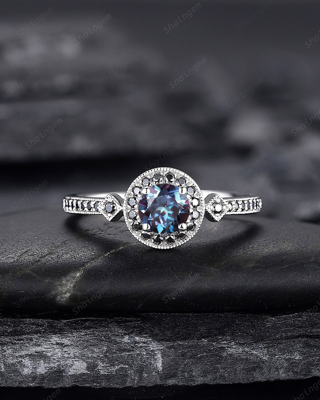 Round Shape Alexandrite Engagement Ring, Alexandrite Halo Wedding Ring ...