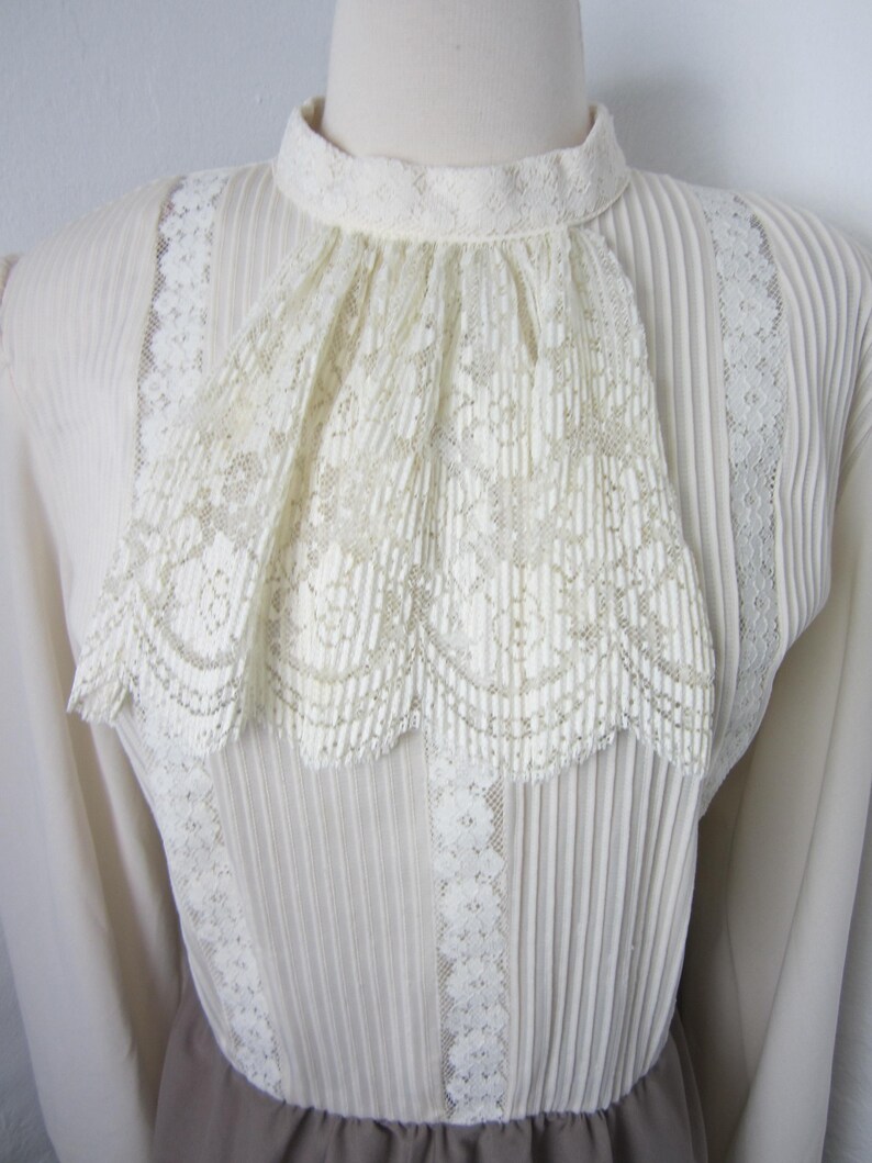 Vintage 60s Jennifer Gee USA A-line Dress Size 16 Lace Ascot Bow ...