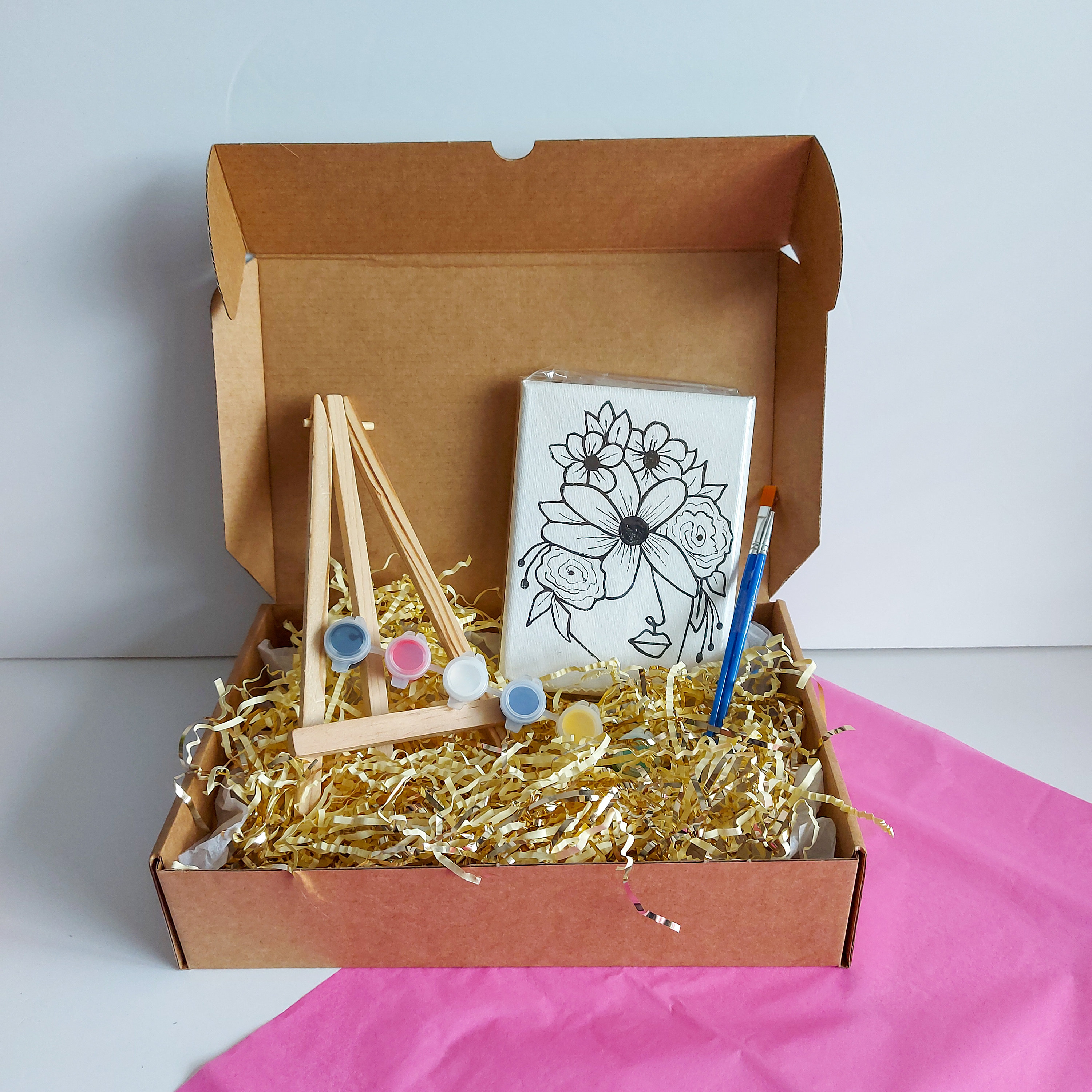 Abstract Face. Art Set. Art Party Set. Art Gift Box. Painting Set. Pre ...