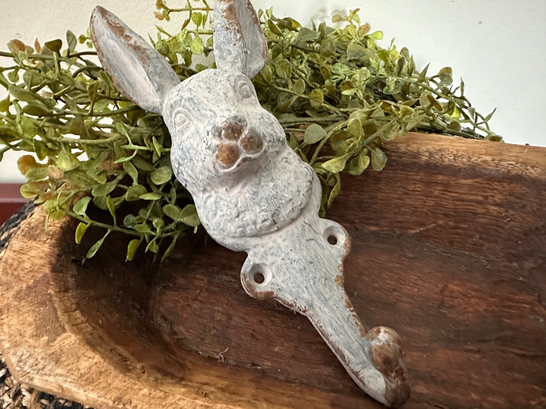 Rustic Farmhouse Cast Metal Bunny Rabbit Hook for Handing Easter Bunny ...