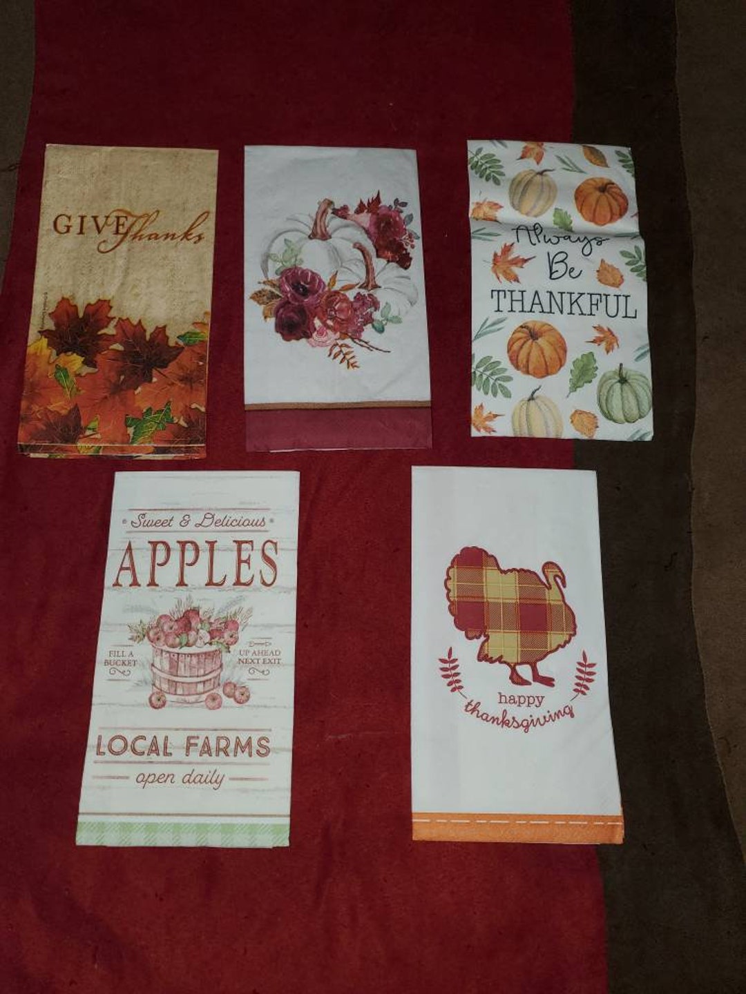 Set of FIVE Thanksgiving Napkins. Thanksgiving Napkins. - Etsy