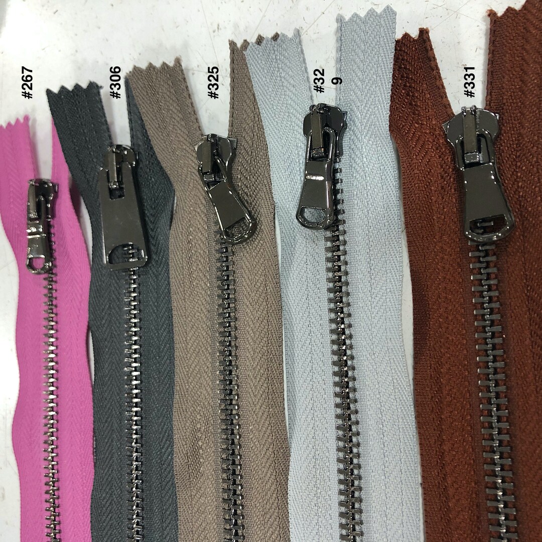 27 Inch One Way Separating Medium-weight Open-end Zipper #5 Pick Design ...