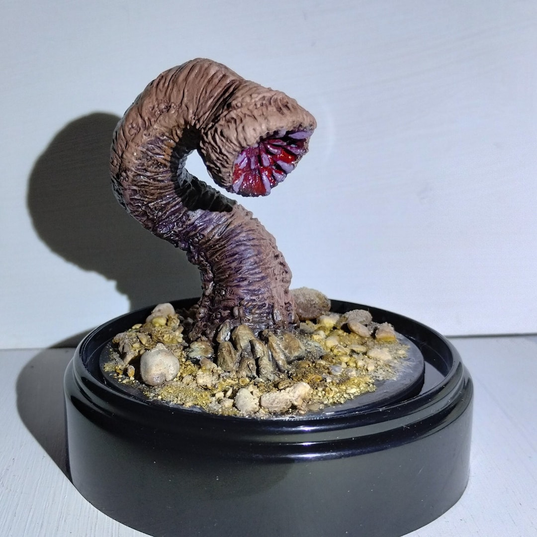 Hand Painted Dnd Miniature- Great Dune Worm Diorama | Dungeons ...