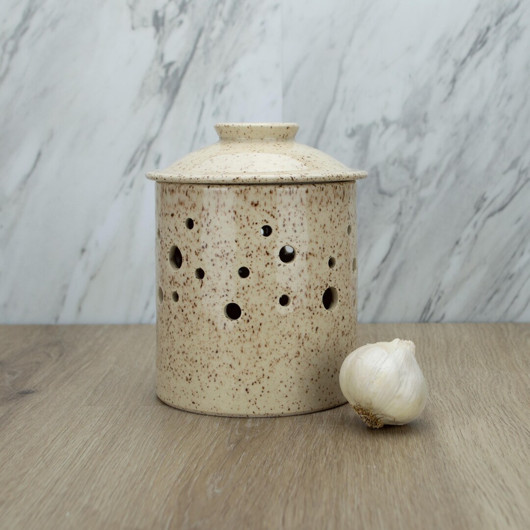 Cream Speckled Garlic Keeper - Etsy