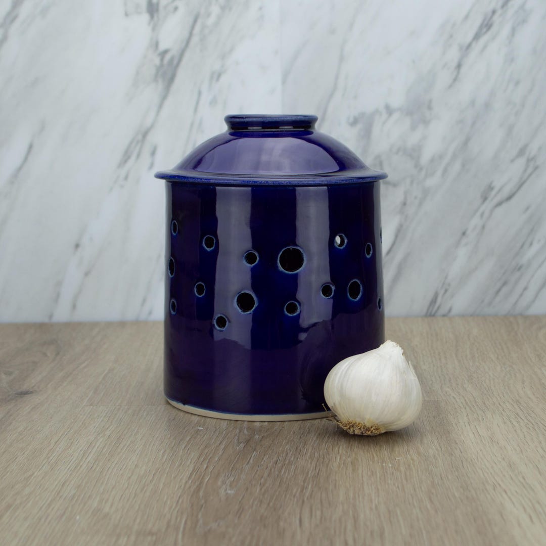 Sapphire Wavy Garlic Keeper - Etsy