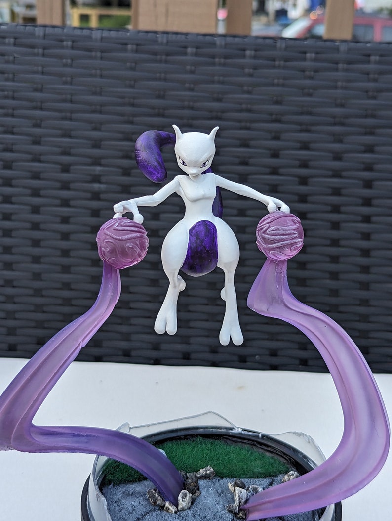 Mewtwo Pokemon Pokeball Terrarium - Etsy