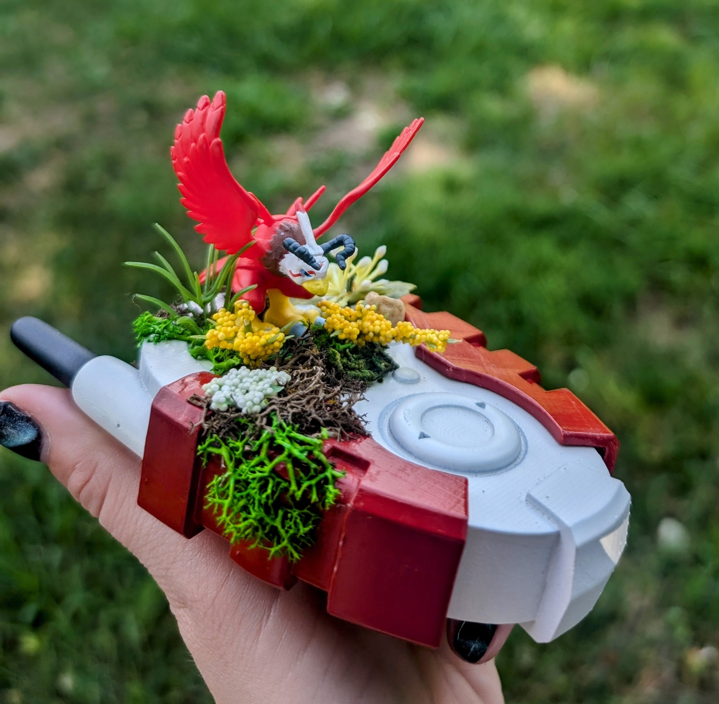 Aquilamon Digimon Adventure 2 Digivice Terrarium - Etsy