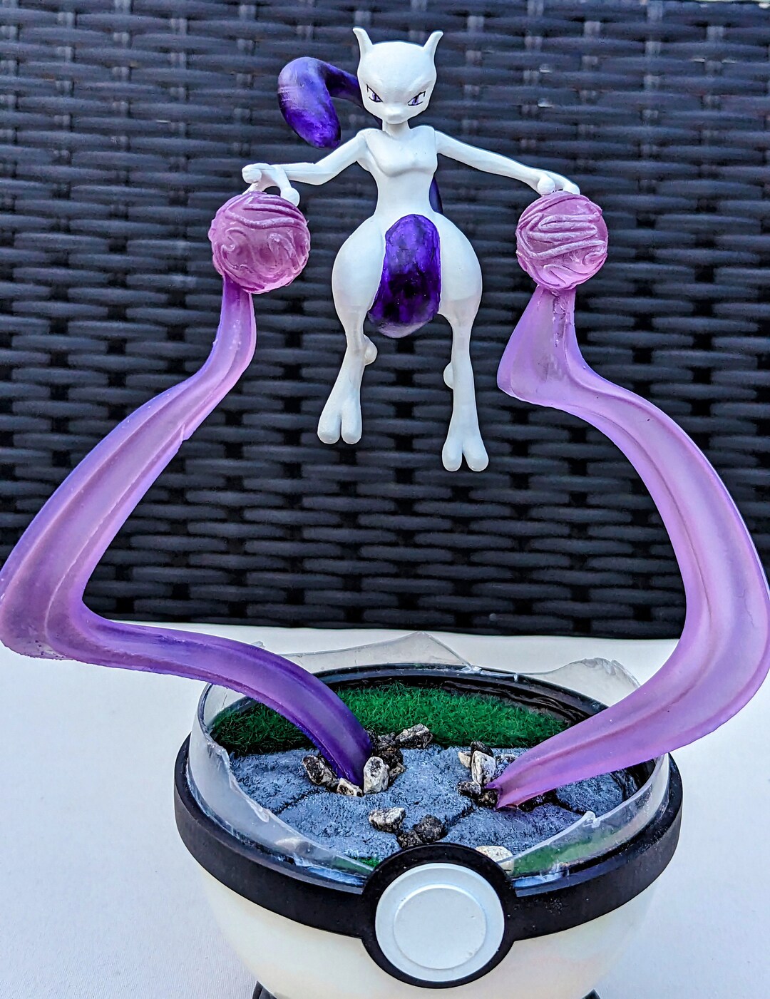 Mewtwo Pokemon Pokeball Terrarium - Etsy
