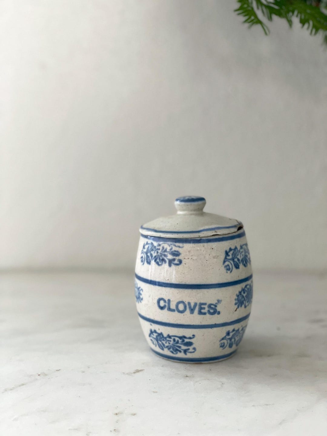 Vintage Blue and White Cloves Container - Etsy