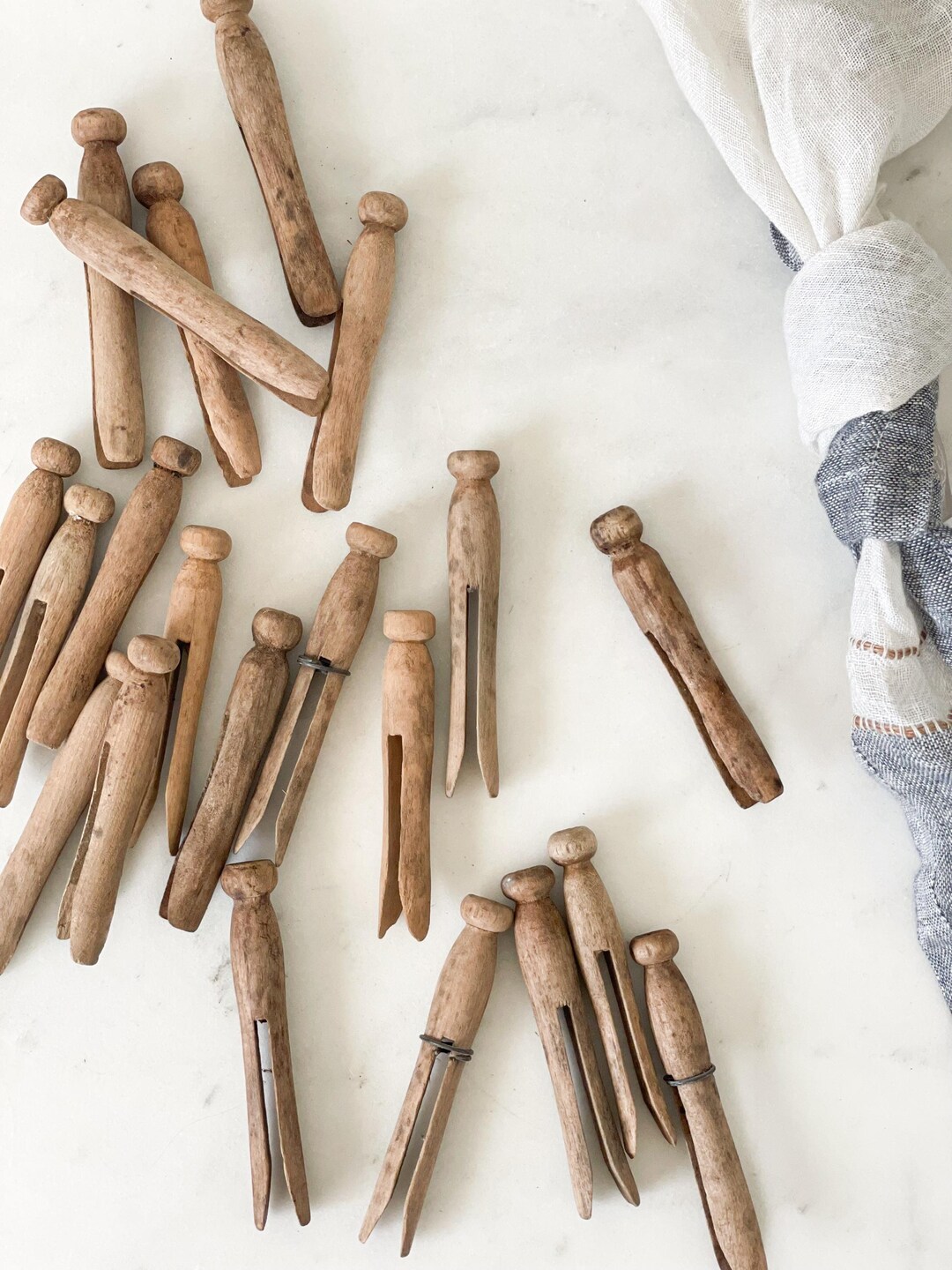 Vintage Wooden Clothes Pins- Set of 20 - Etsy