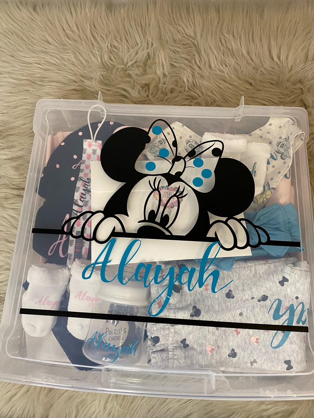 Minnie Mouse medium Baby Box - Etsy