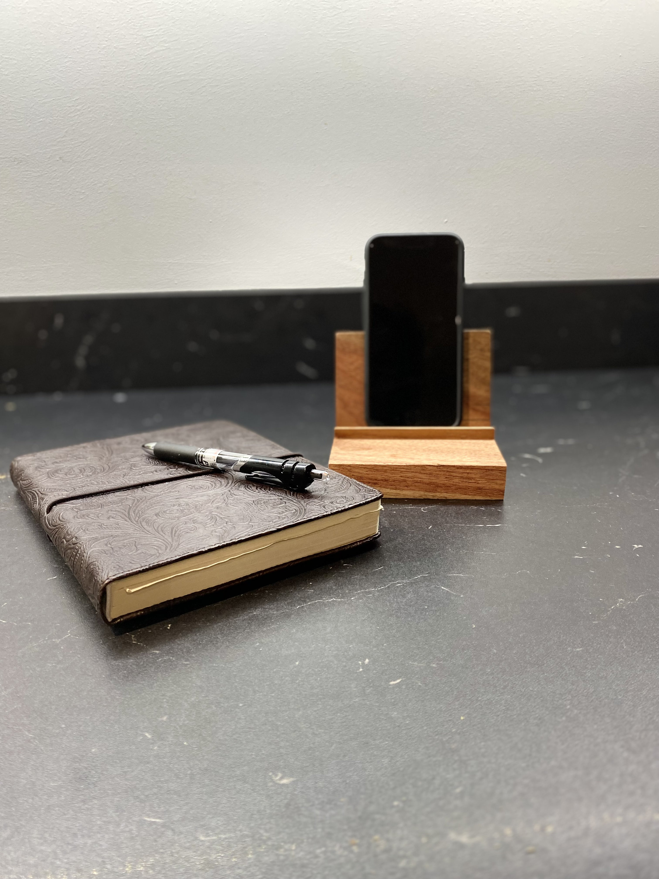 Handmade Tablet/phone Stand - Etsy Canada
