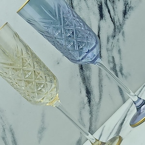 Set of 4 Vintage Style Champagne Glasses, Gold Rim Colored Champagne ...