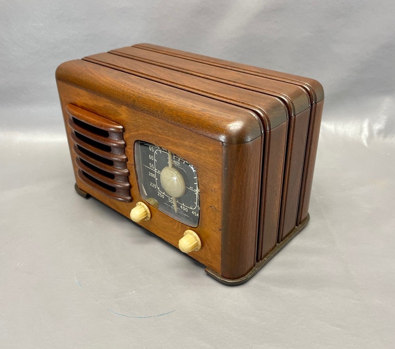 1941 Zenith toaster Radio Model 6D525 Mid Century - Etsy