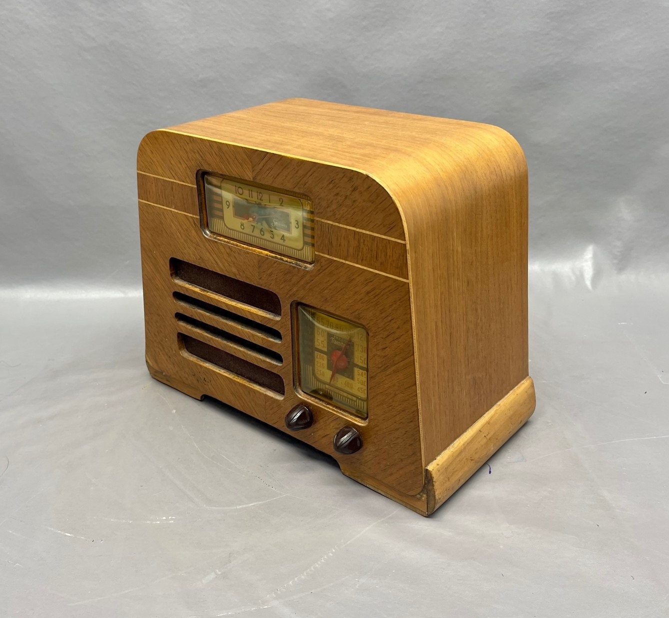 1940 Philco Clock Radio Model PT-69. Mid Century Radio. FREE - Etsy