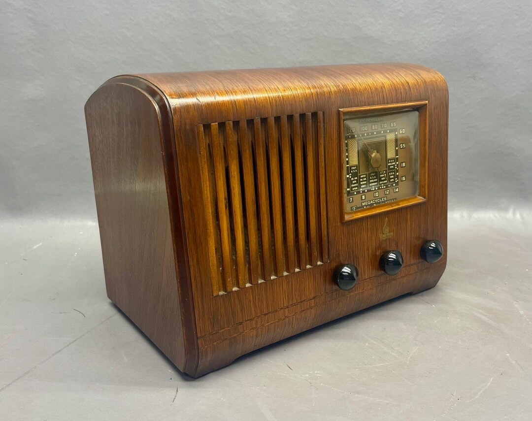 1939 Emerson Radio Model CS270. Mid Century Radio. FREE Shipping ...