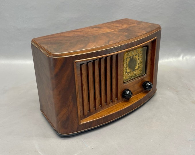 Rare 1940 Emerson Radio Model CR-262. Ingraham Cabinet. Mid Century ...