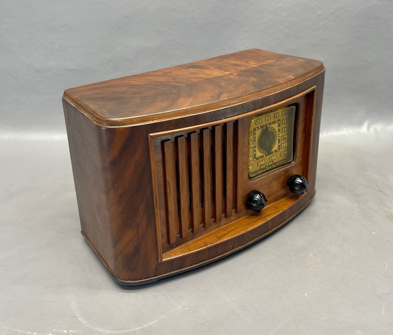 Rare 1940 Emerson Radio Model CR-262. Ingraham Cabinet. Mid Century ...