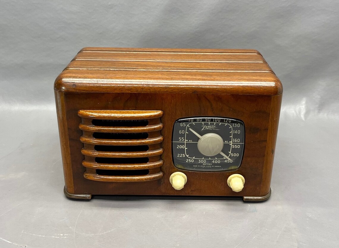 1941 Zenith toaster Radio Model 6D525 Mid Century - Etsy