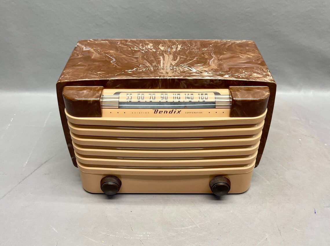 1948 Bendix Polystyrene Radio Model 114. Beautiful Restored & Working. FREE Shipping Vintage ...