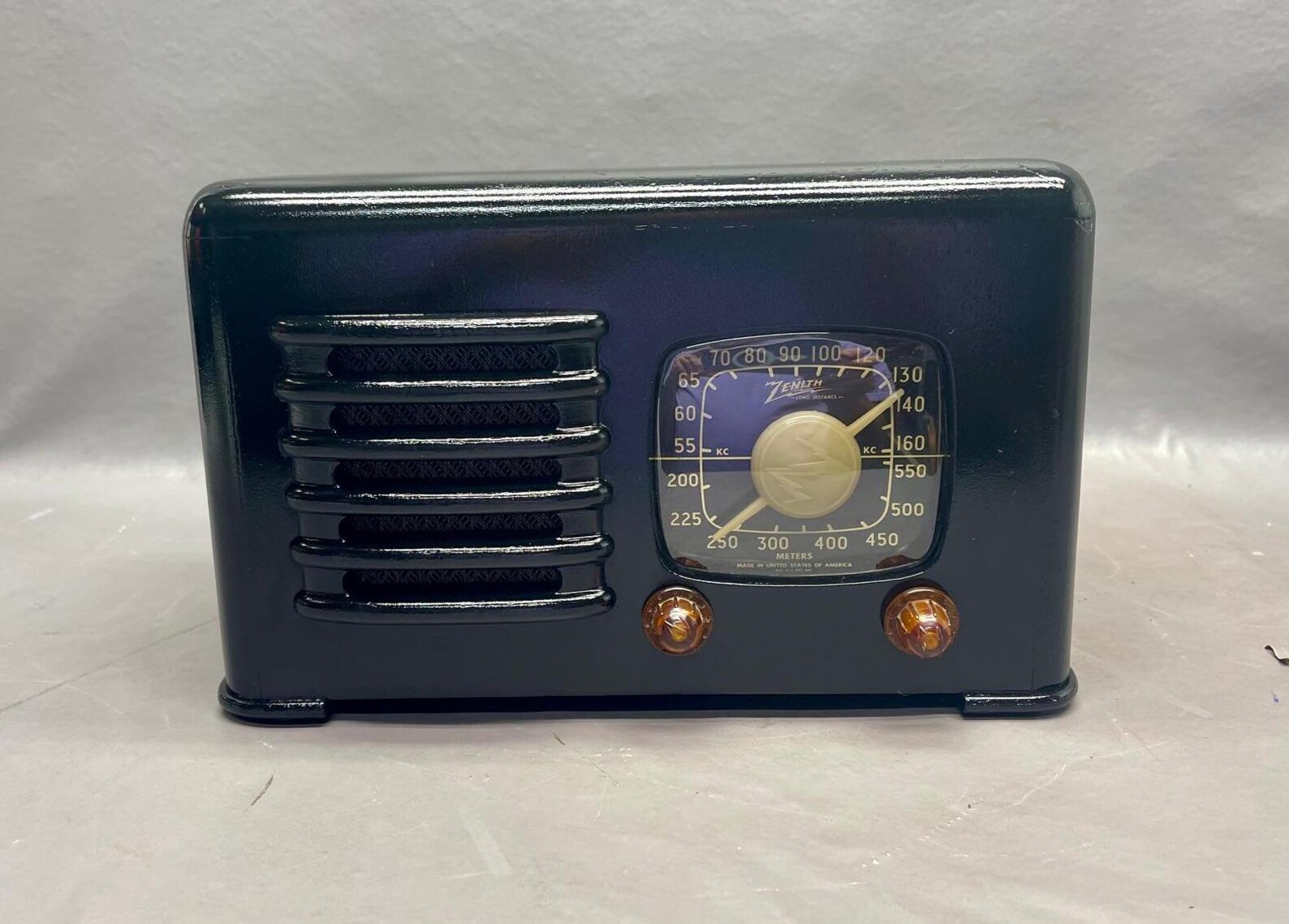 LR015 1941 Zenith "toaster" Radio Model 6D525 Mid Century Radio. FREE ...