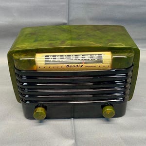LR035 1946 Bendix Catalin Radio Model 526C. Absolutely Magnificent ...