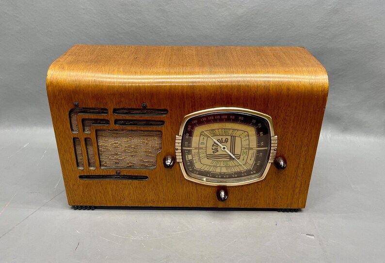 LR025 Rare 193 Detrola Radio Model 149. Restored and Working. FREE ...