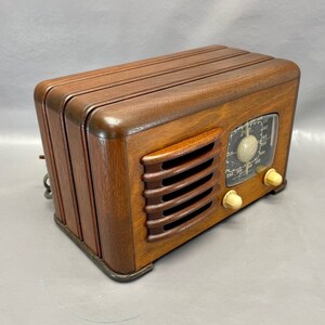 1941 Zenith toaster Radio Model 6D525 Mid Century - Etsy