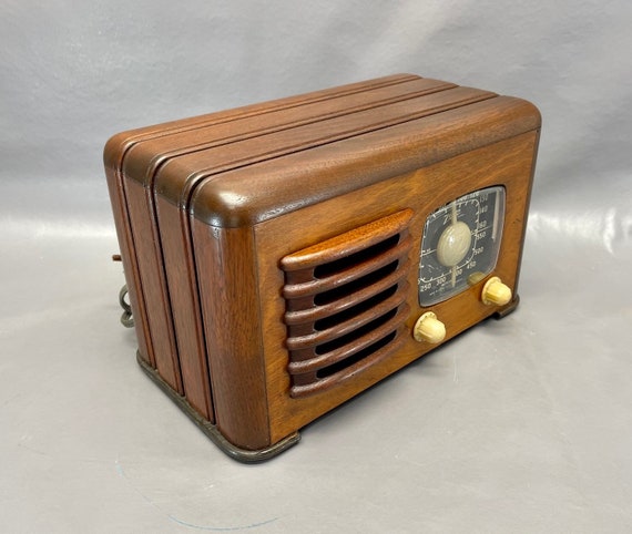 1941 Zenith toaster Radio Model 6D525 Mid Century - Etsy
