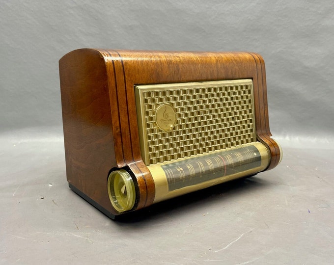 1949 Emerson Radio Model 616A. Mid Century Radio. FREE Shipping ...