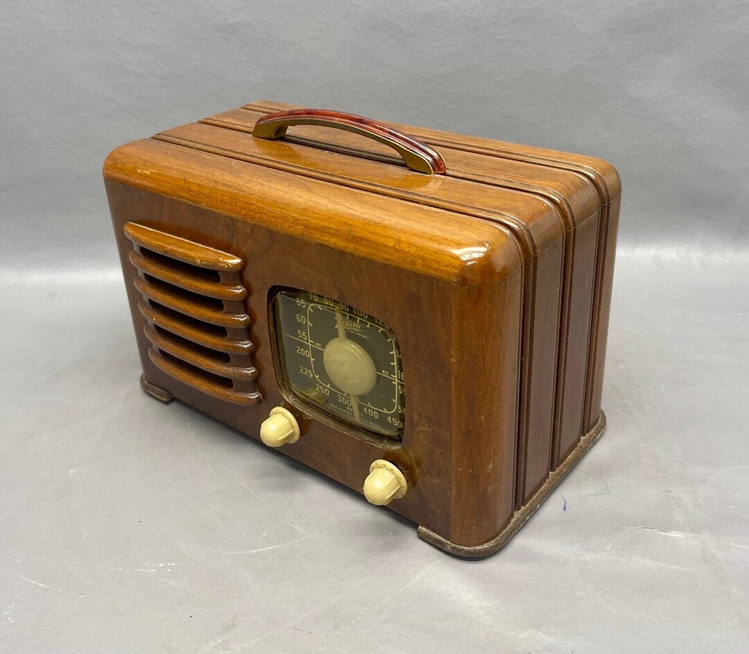 1941 Zenith toaster Radio Model 6D525 Mid Century Radio. FREE Shipping ...