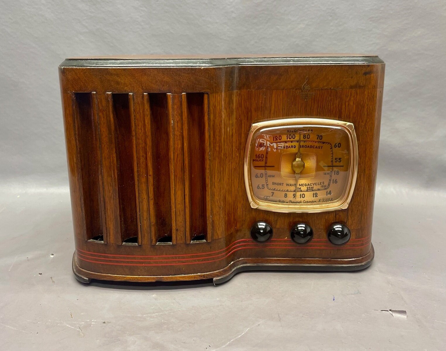 1938 Emerson Radio Model AM169. Mid Century Radio. FREE Shipping ...