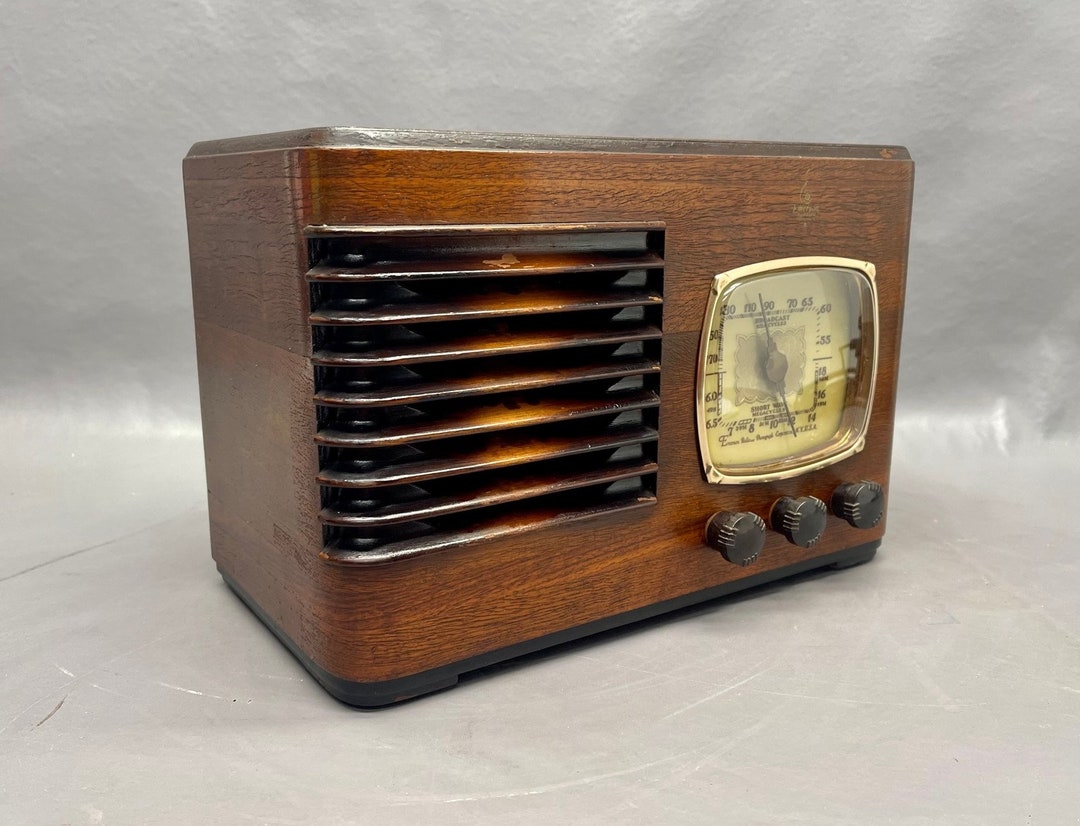 LR069 1939 Emerson Radio Model BF-204. Mid Century Radio. FREE Shipping ...
