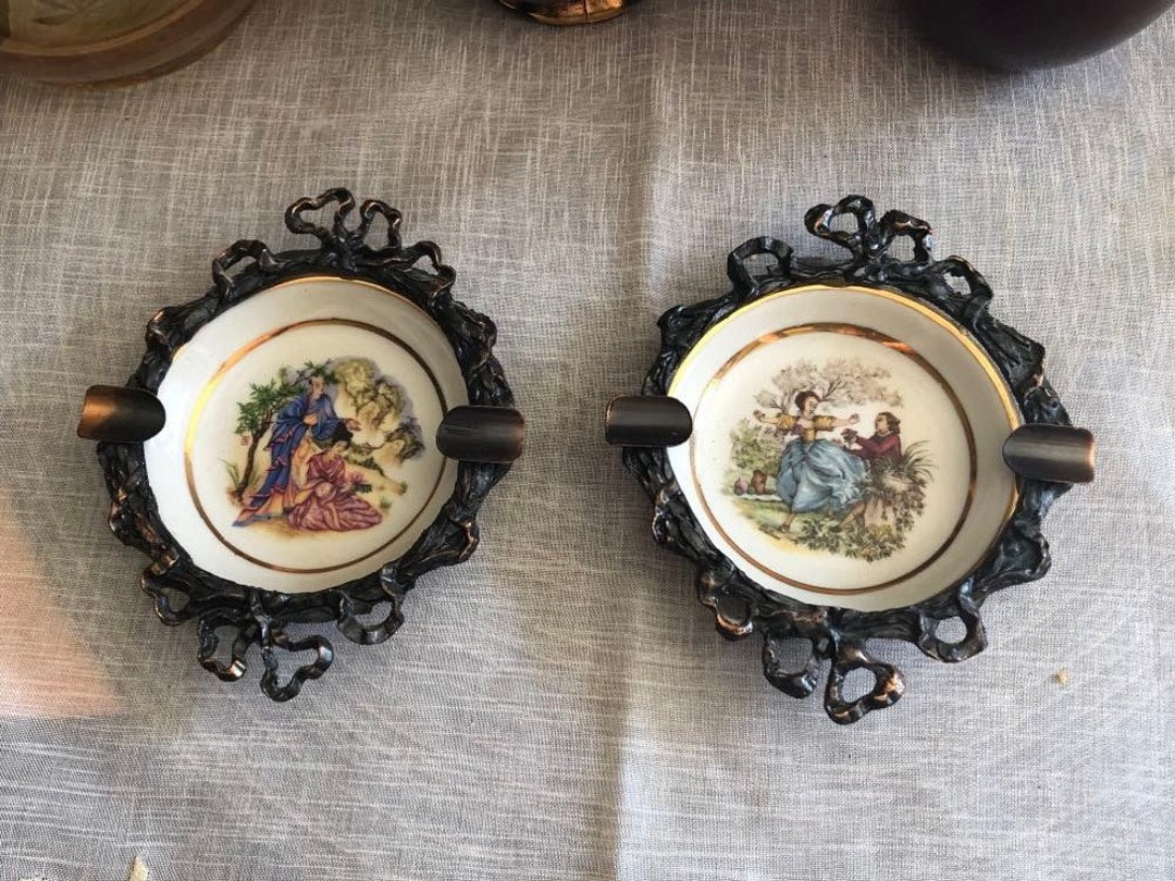 Vintage Victorian Style Ashtrays Set of Two - Etsy
