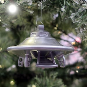 3D Printed UFO Christmas Ornament, UFO Enthusiast Christmas Present ...