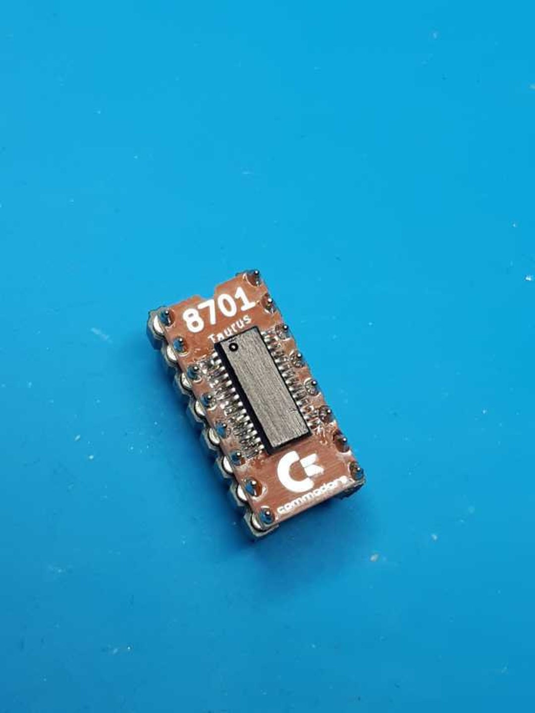 MOS 8701 Chip Clock Commodore 64 128 Replacement Small Size High ...