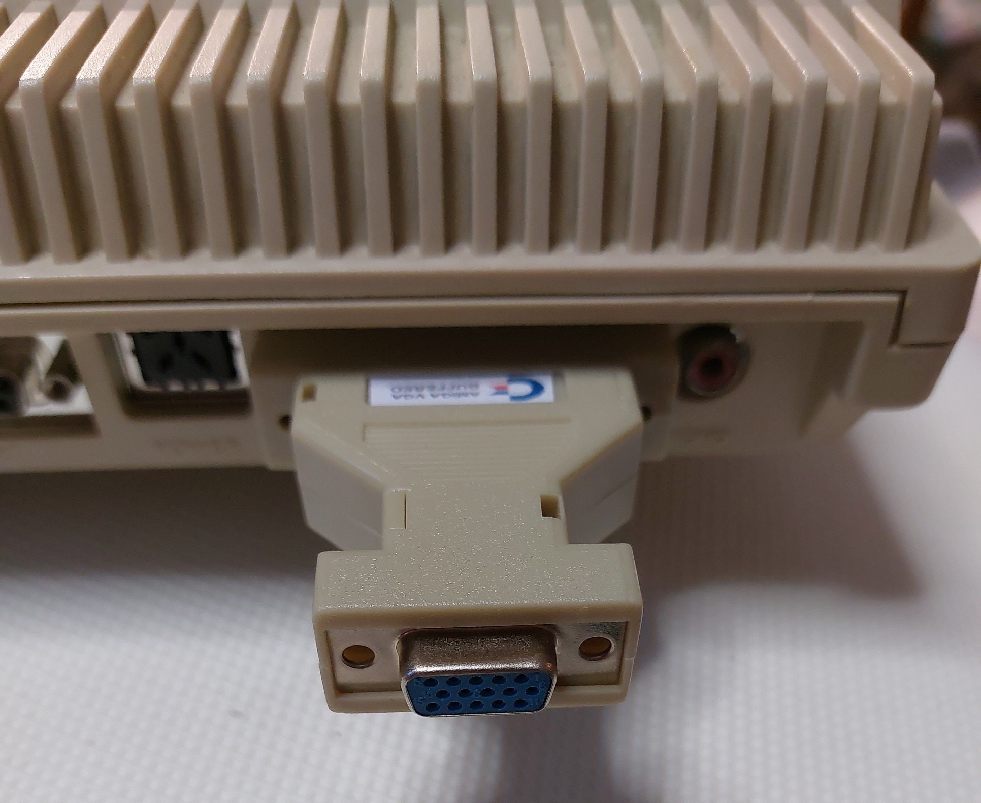 Amiga 500 1200 2000 Video Rgb DB23 to VGA SVGA Adapter Buffered DB23 ...