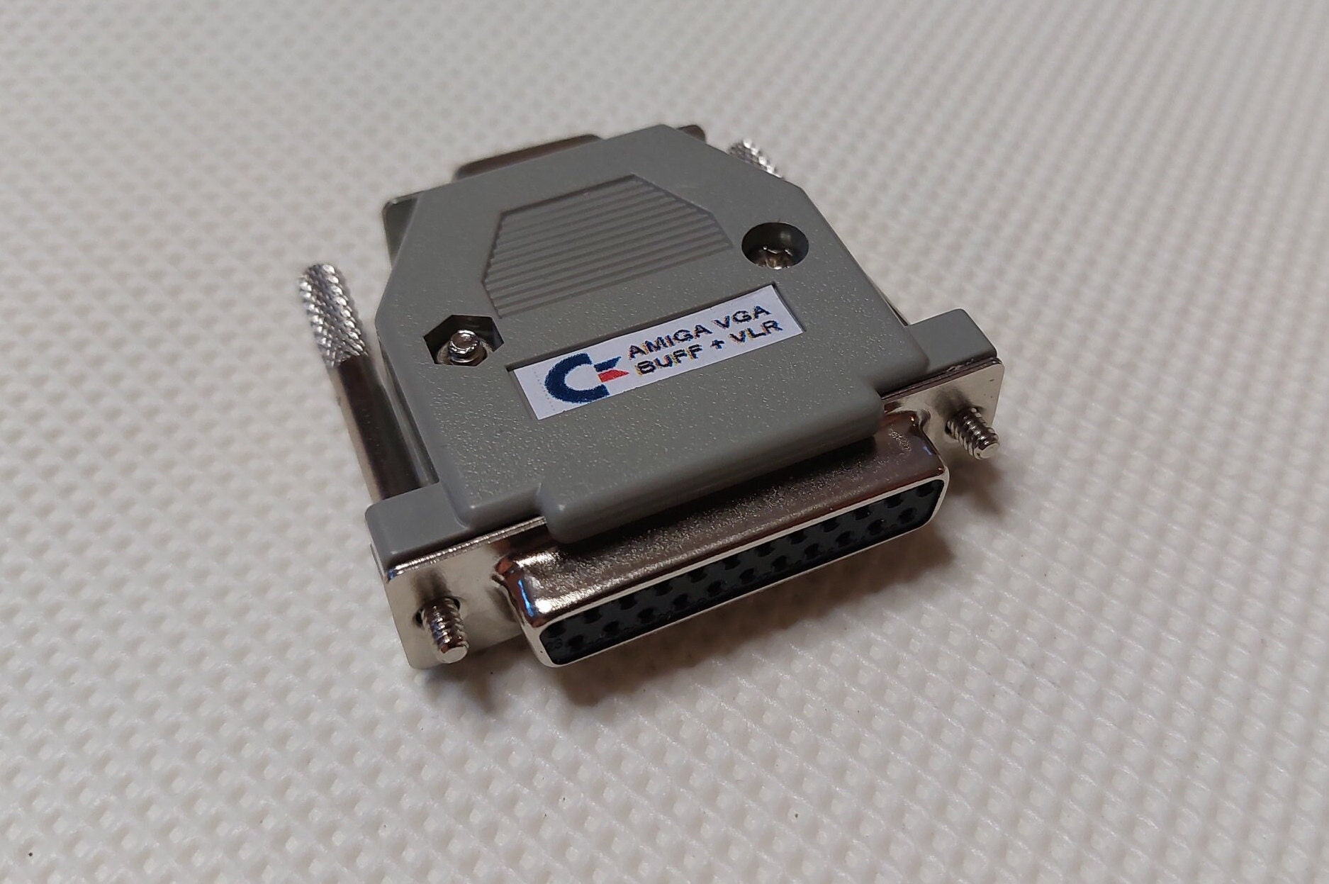 Amiga 500 1200 2000 4000 RGB DB23 to Vga SVGA Adapter - No Vertical ...