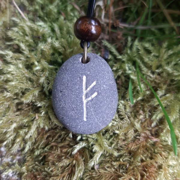 Viking Rune Necklace - Etsy