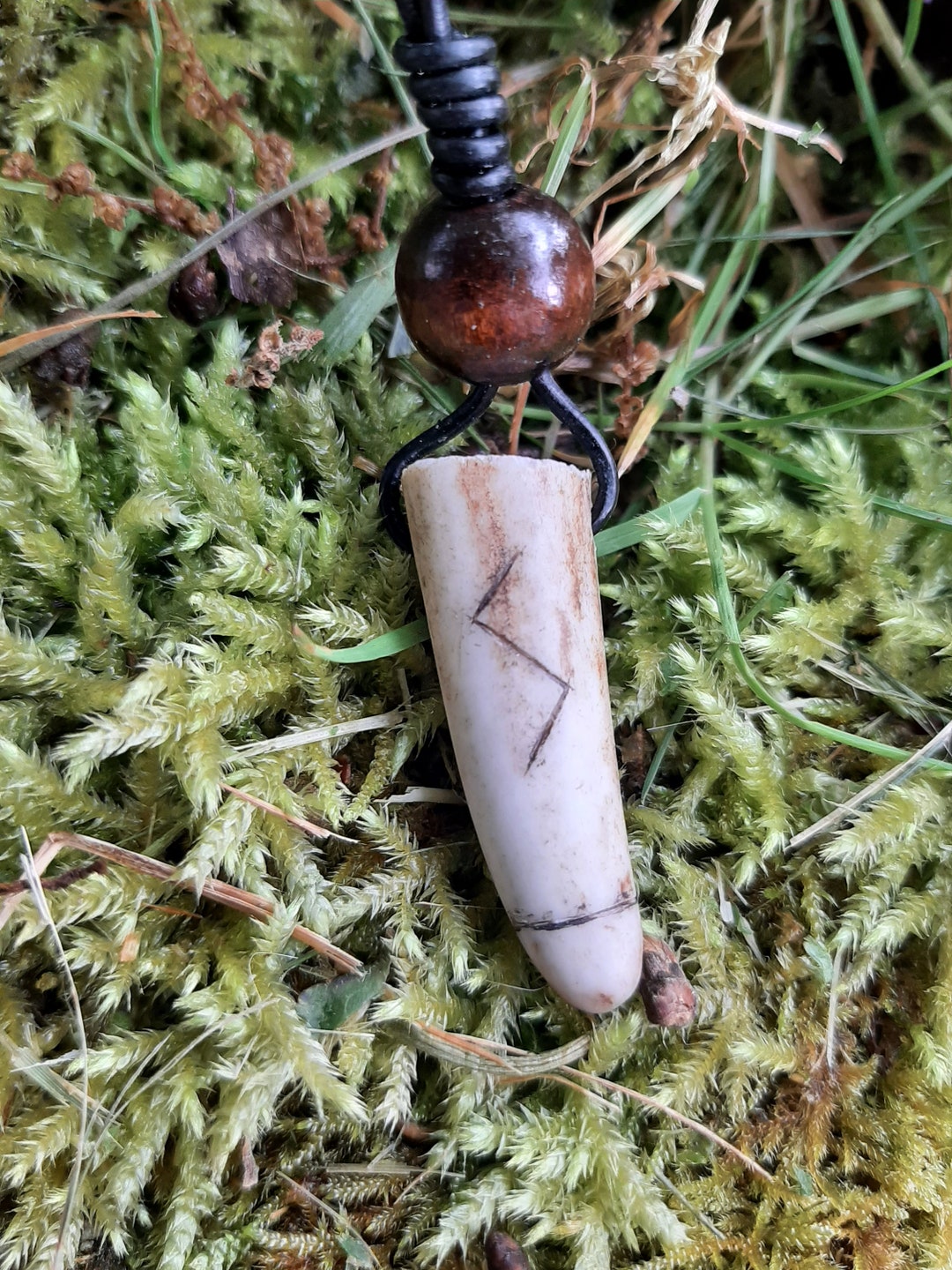 Carved Antler Sowilo Sun Victory Rune Pendant Necklace Viking Necklace ...