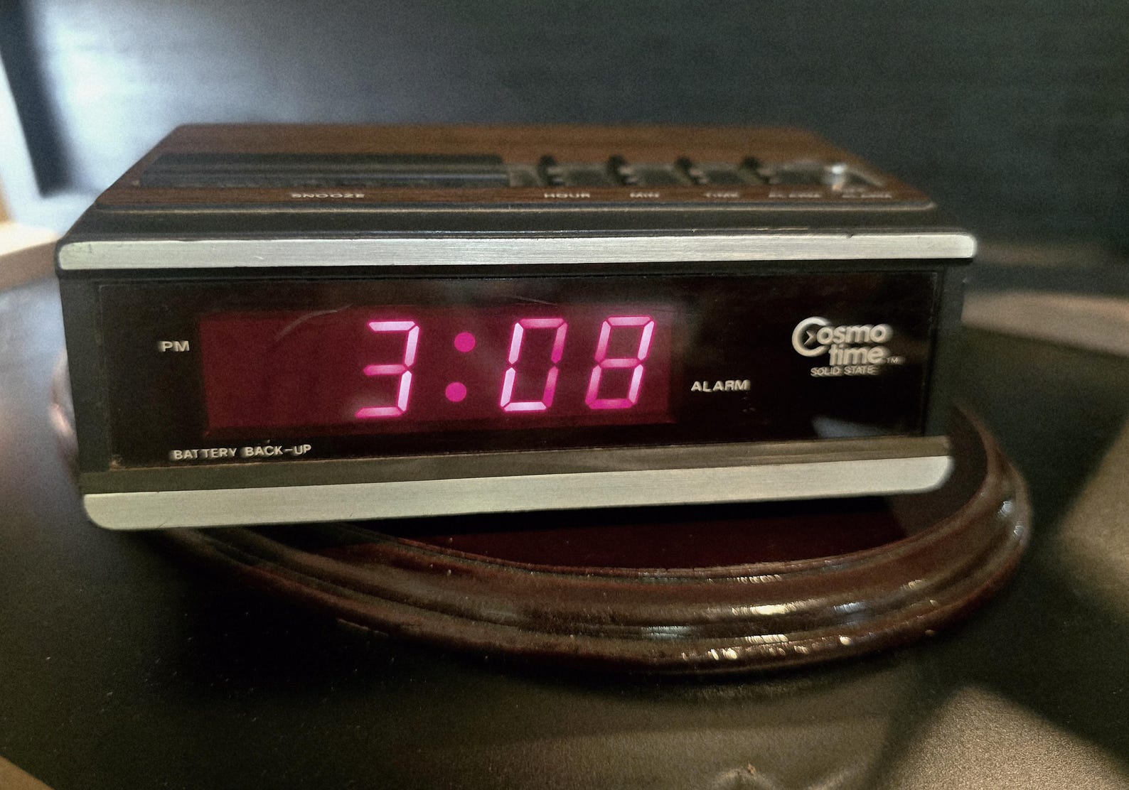 Vintage 1970s Cosmo Digital Bedside Alarm Clock. Model E 517A - Etsy