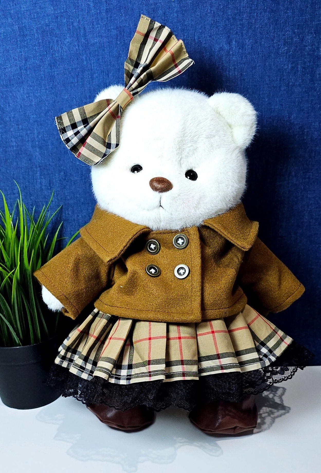 Short Trench Coat Brown Plaid Skirt, Luna Bear Clothes, Cute Bear, Bear ...